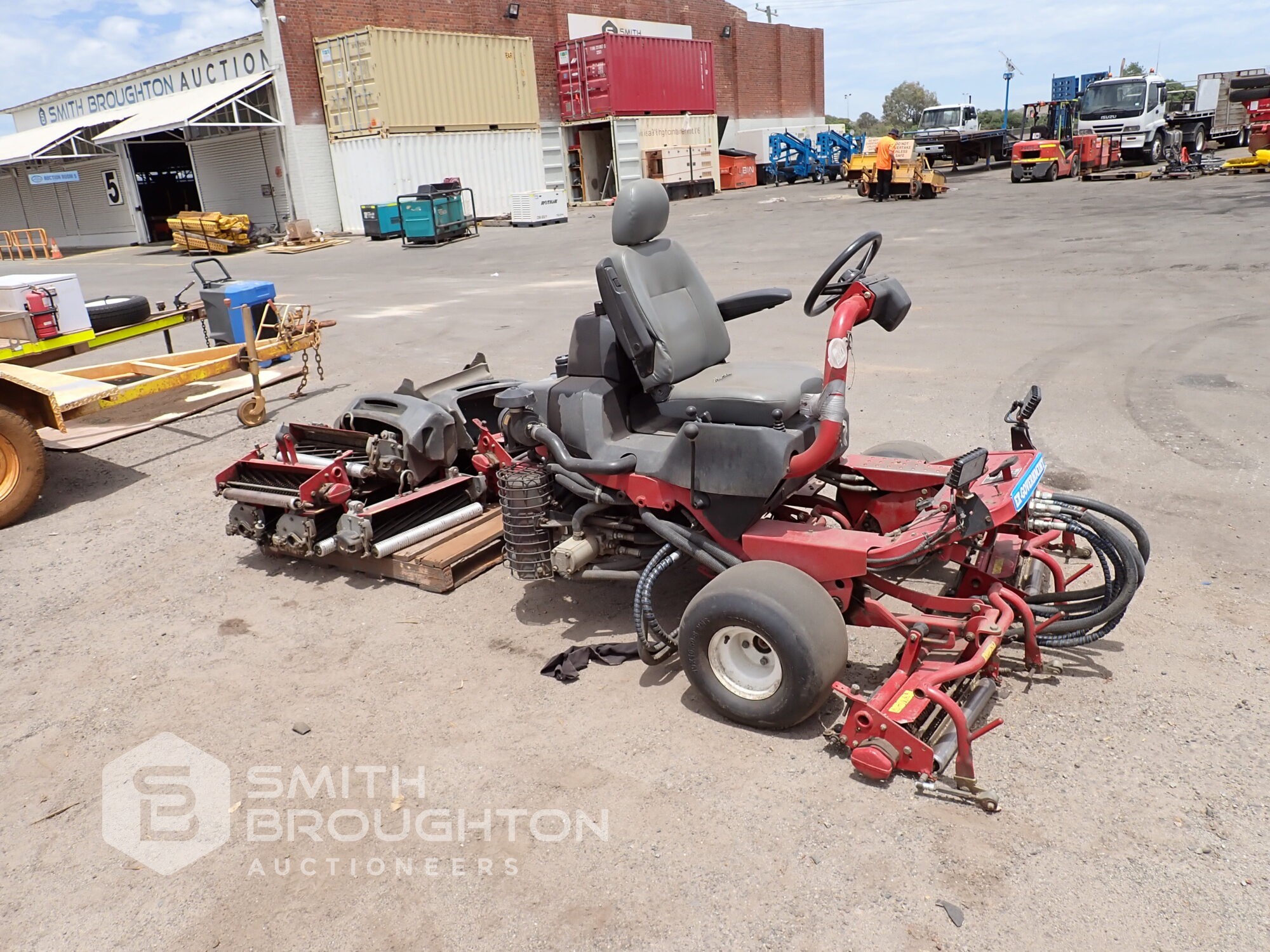 Machinery & Truck Auctions Perth, WA – Smith Broughton Auctioneers